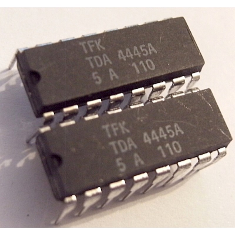 TDA 4445A - CIRCUITO INTEGRATO