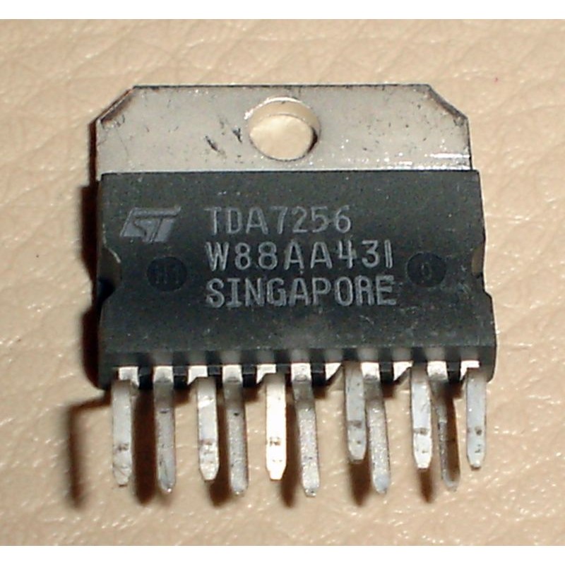 TDA7256 - amplifier 28v 5,5a 22w- 11pin